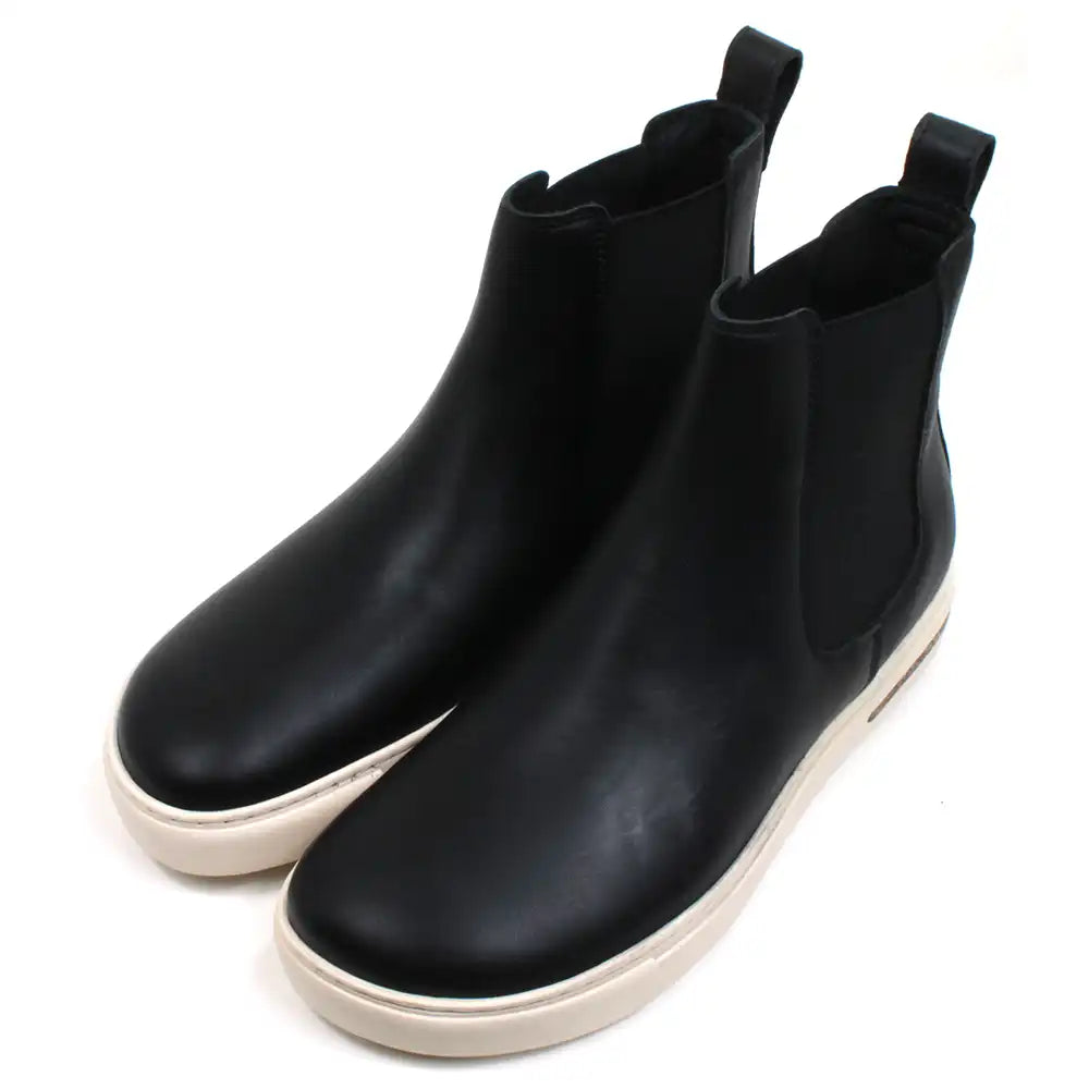 Bend Chelsea Boots in Black